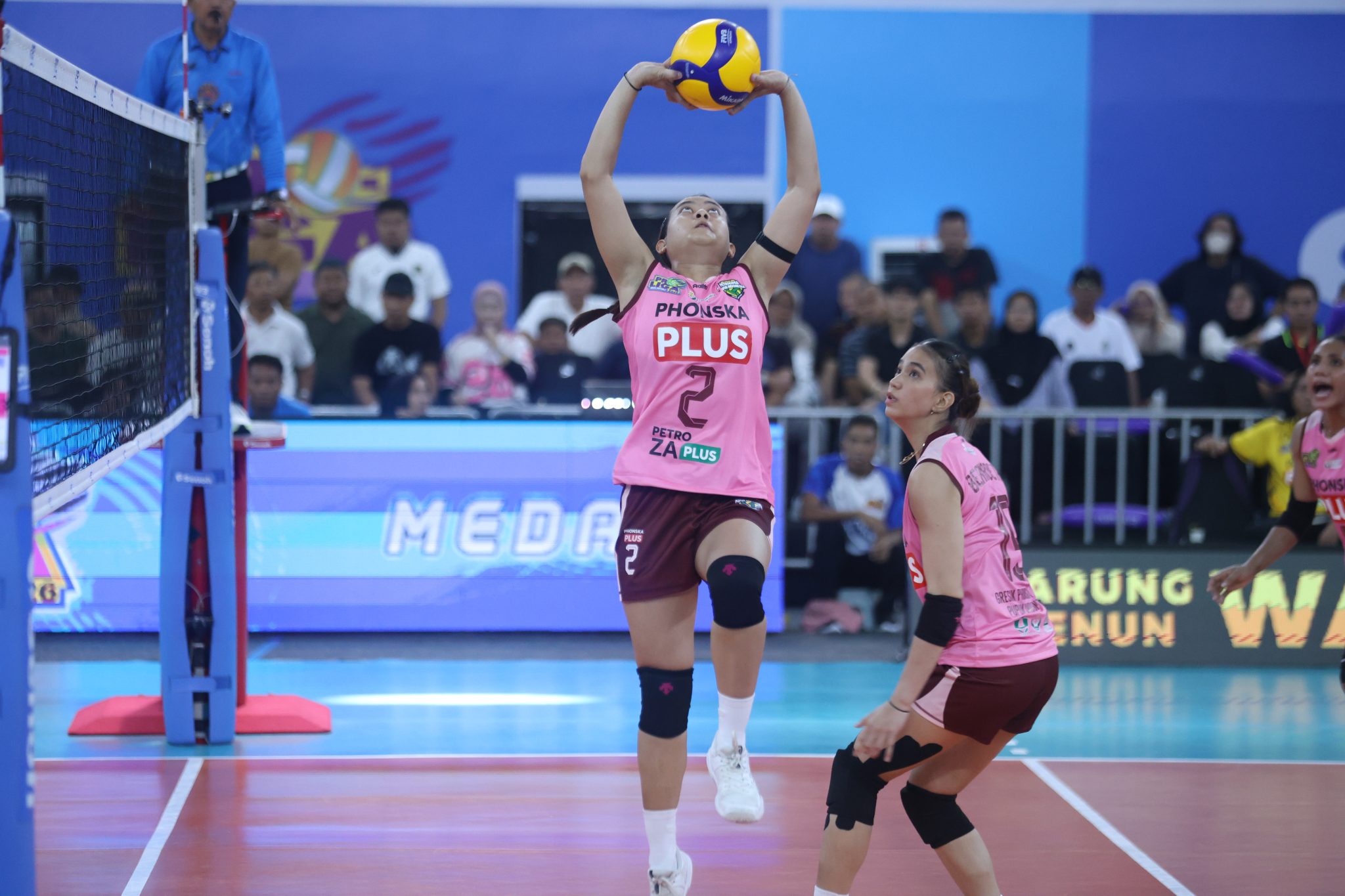 Phonska Plus Tumbangkan Sang Juara Bertahan 3-1 - Proliga 2026