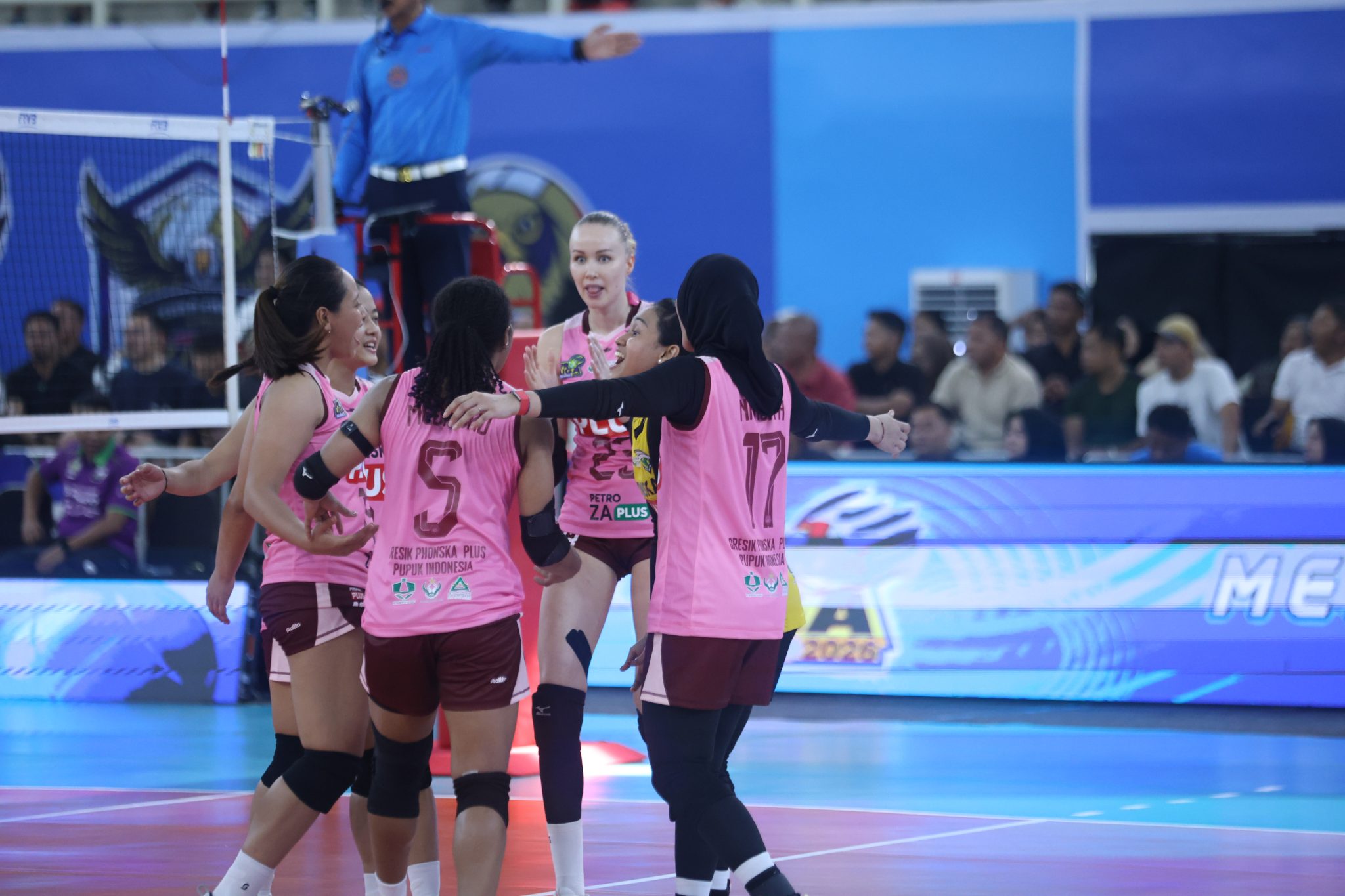 Phonska Plus Tumbangkan Sang Juara Bertahan 3-1 - Proliga 2026